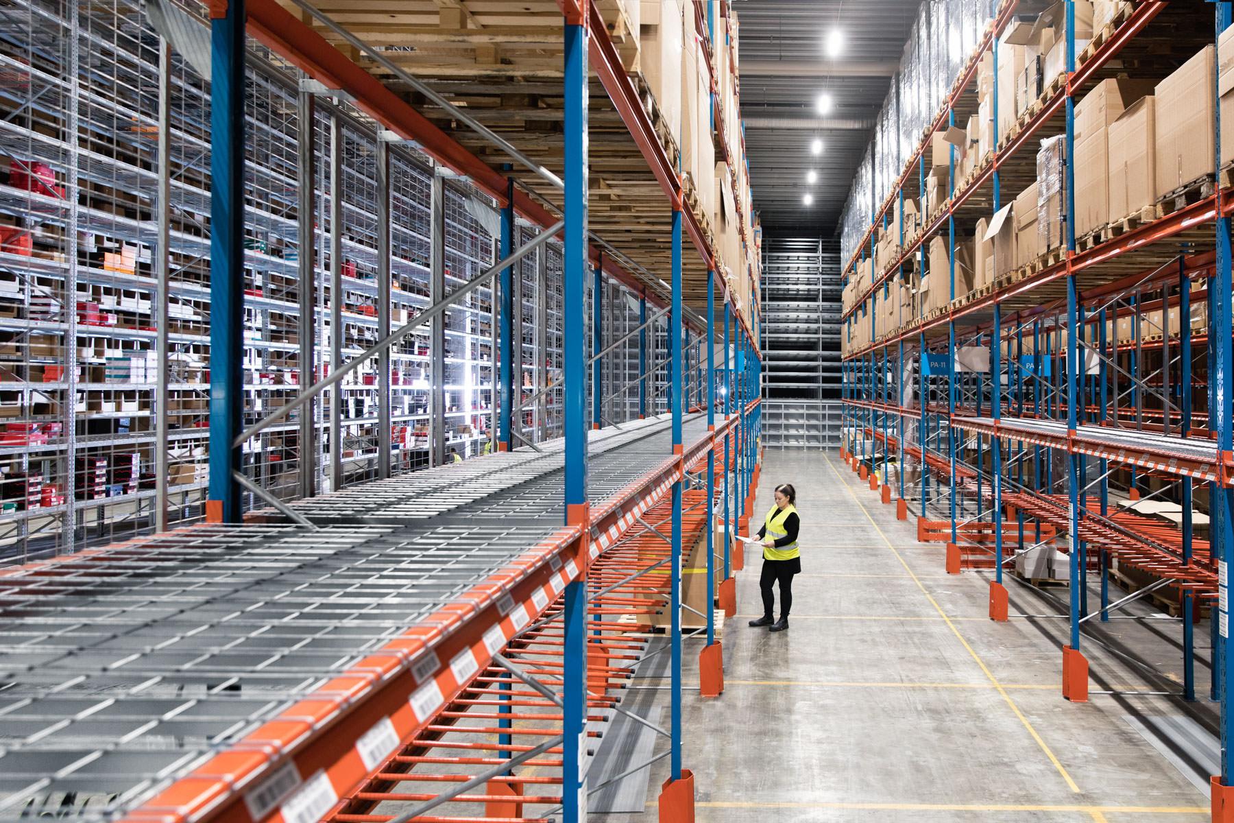 Warehouse mesh protection and safety barriers | OfficeSTOR