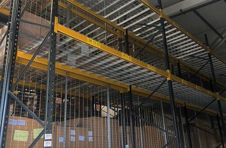 Mesh decks and anti-collapse mesh make your racks safer from items ...